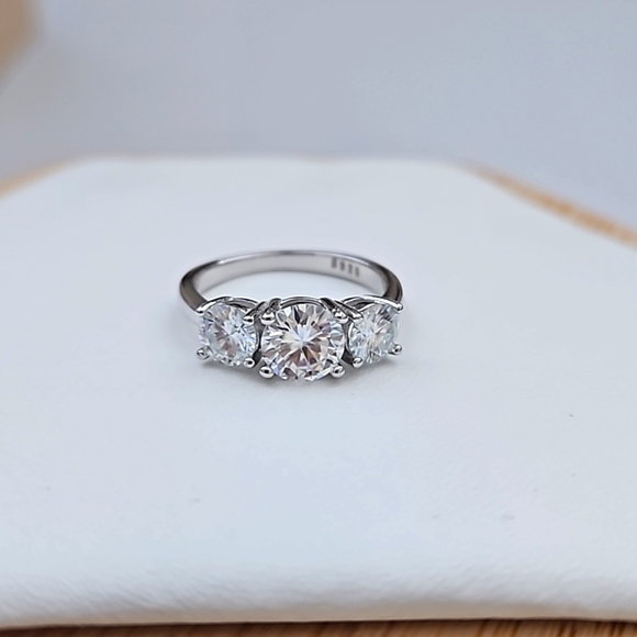 Jewelry | Past Present And Future Ring 2cttw | Poshmark